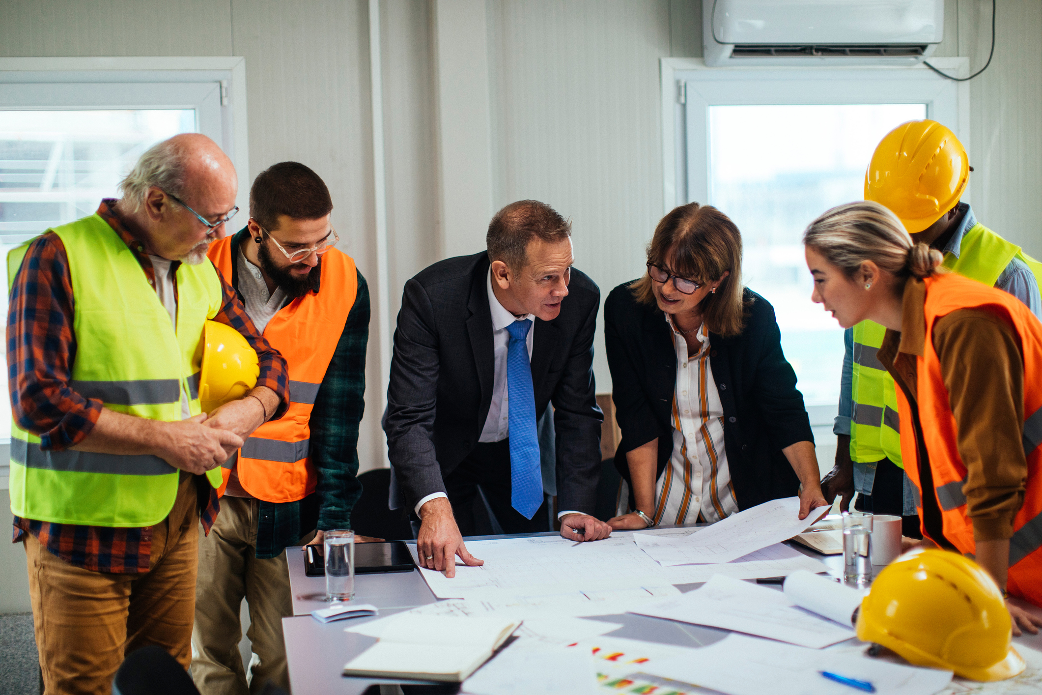 The 4 Best and Worst Leadership Traits on a Construction Site
