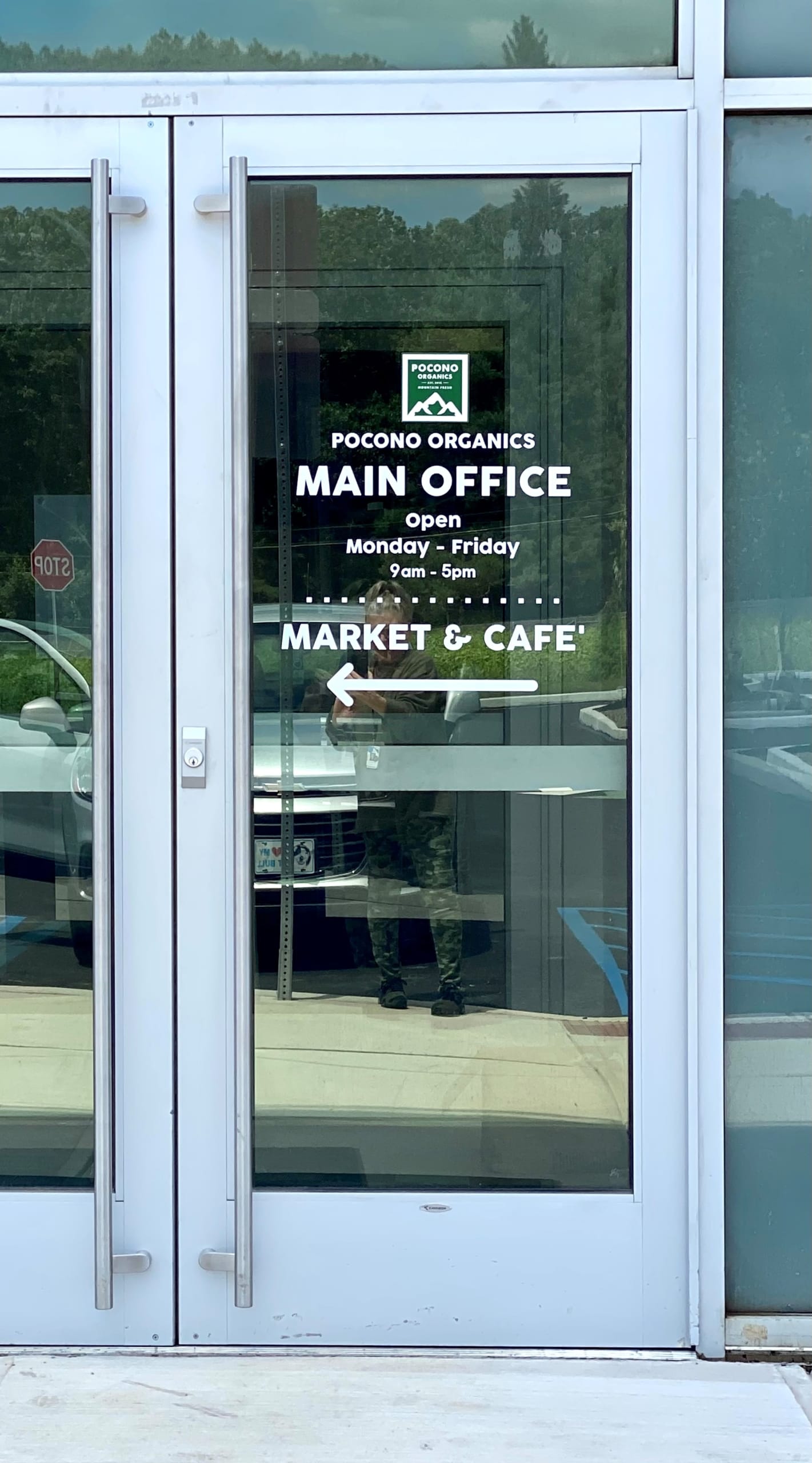 Welcome to Pocono Raceway Signs & Graphics - Pocono Raceway - The ...