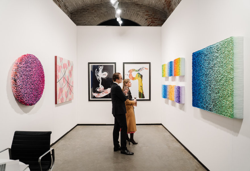 De veelzijdige wereld van papier: Art on Paper Amsterdam...