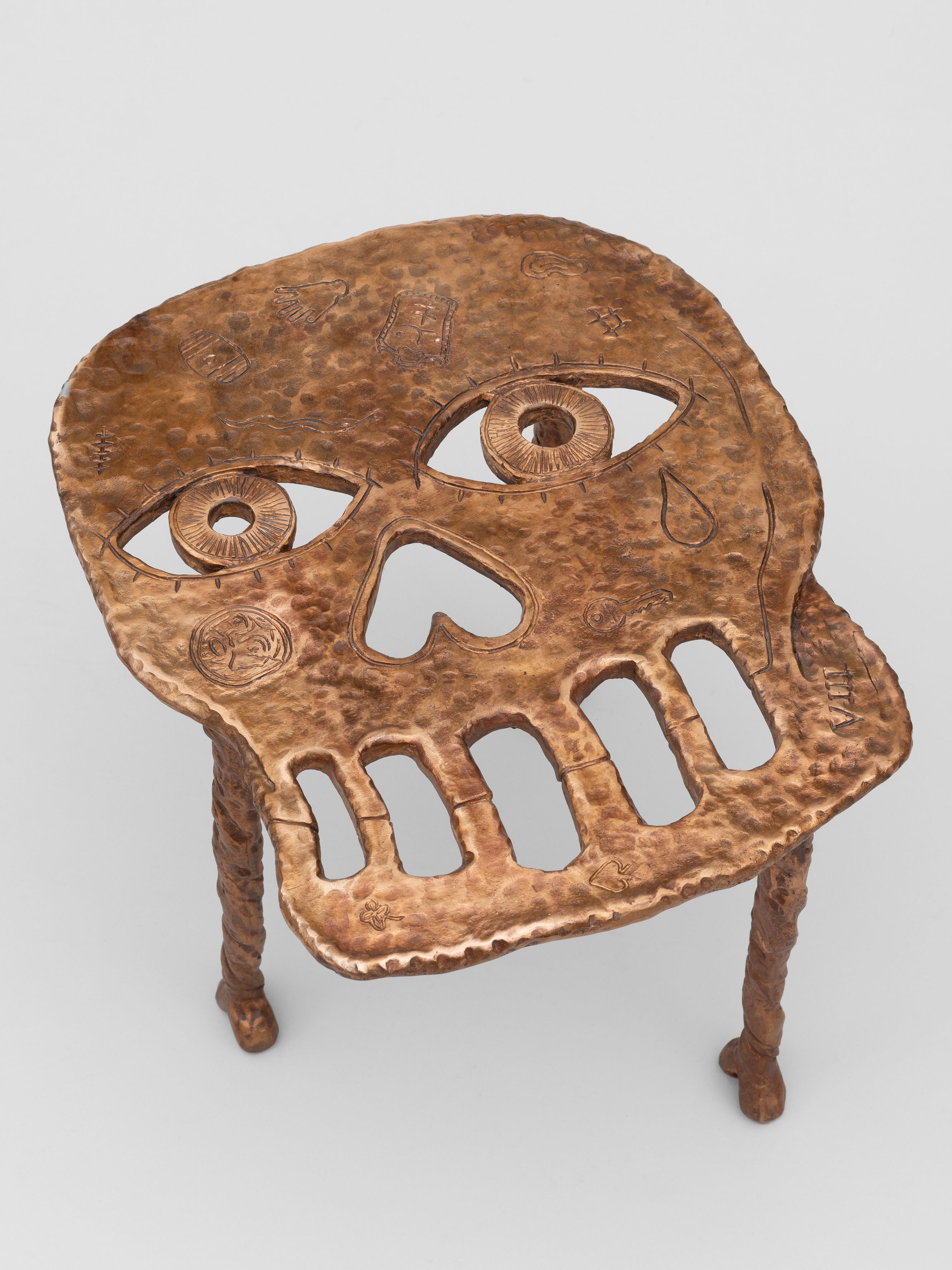 Skull table/stool | Eric Croes | Gallery Viewer