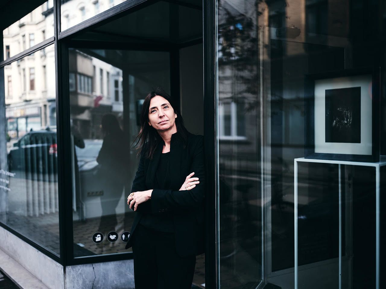 DEUSS Gallery | Artists | Gallery Viewer