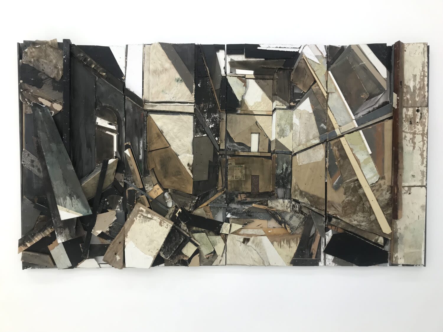 Traces of Existence | Pim Palsgraaf | Gallery Viewer