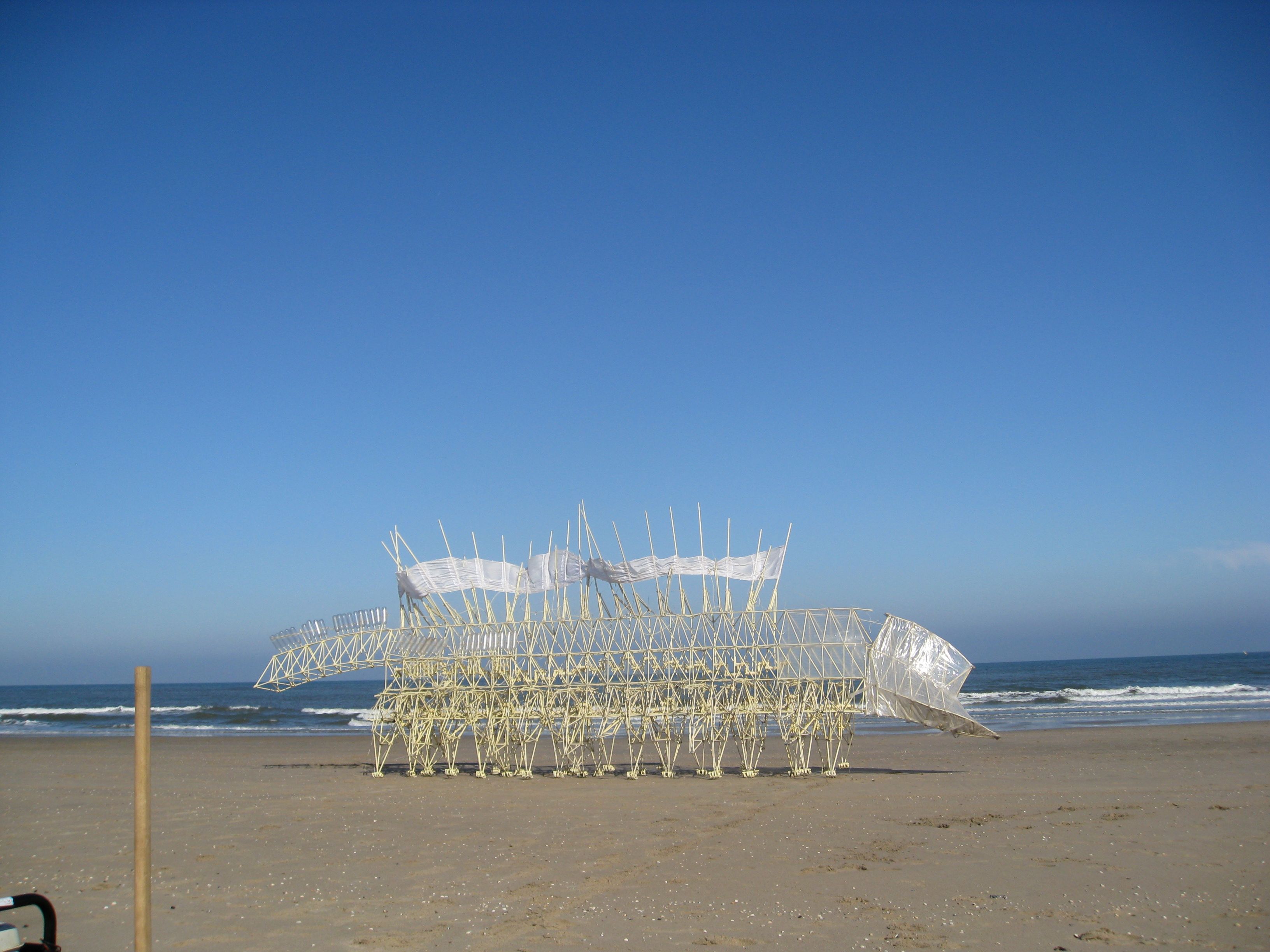 Animaris UMERUS | Theo Jansen | Gallery Viewer