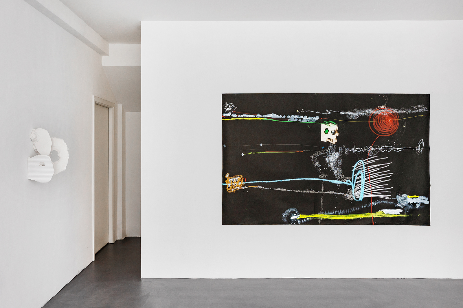 Vier kunstenaars en vier werelden in Lumen Travo Galerie...