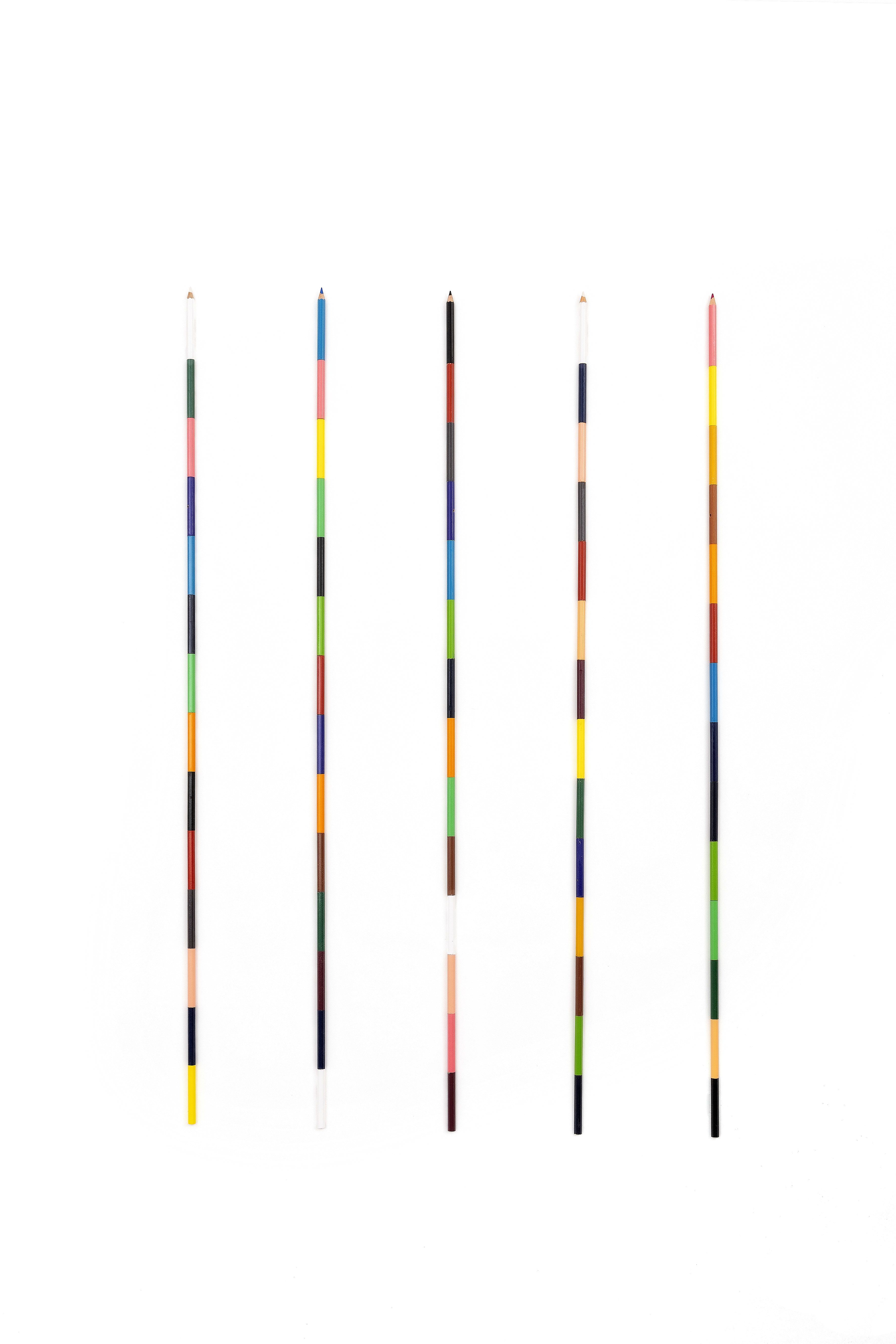 Crayon de couleur | D.D. Trans | Gallery Viewer