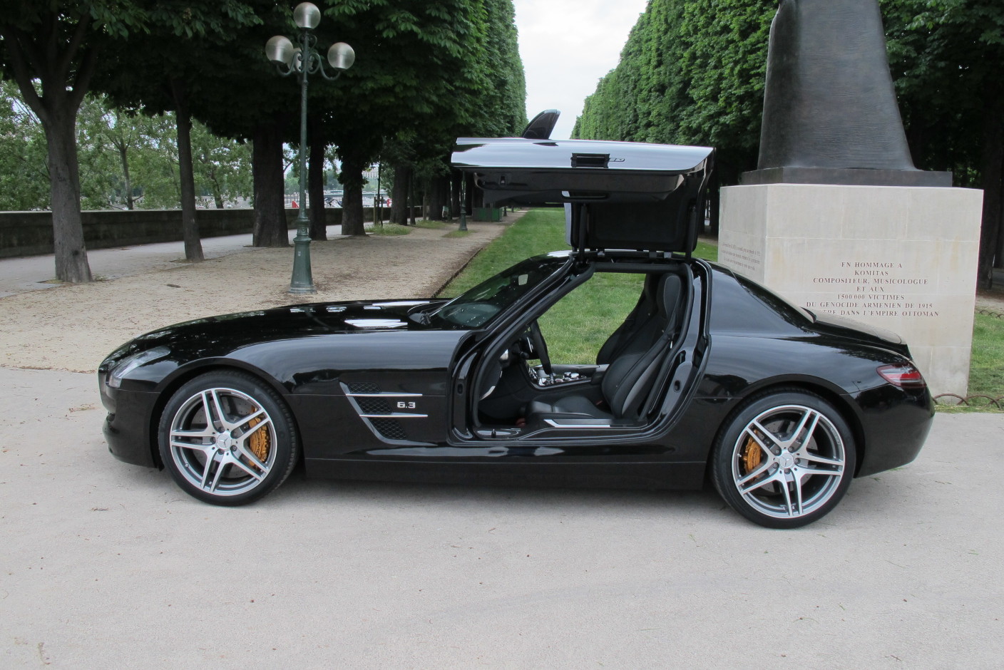 L'art de l'automobile | Mercedes SLS AMG