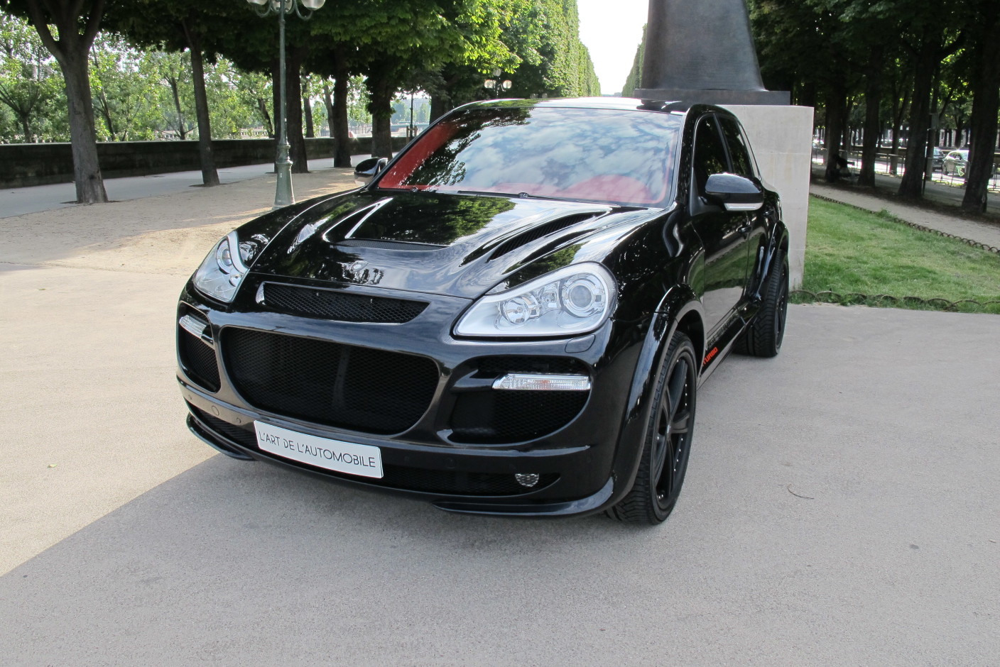 L'art de l'automobile | Porsche Cayenne Turbo Gemballa 750