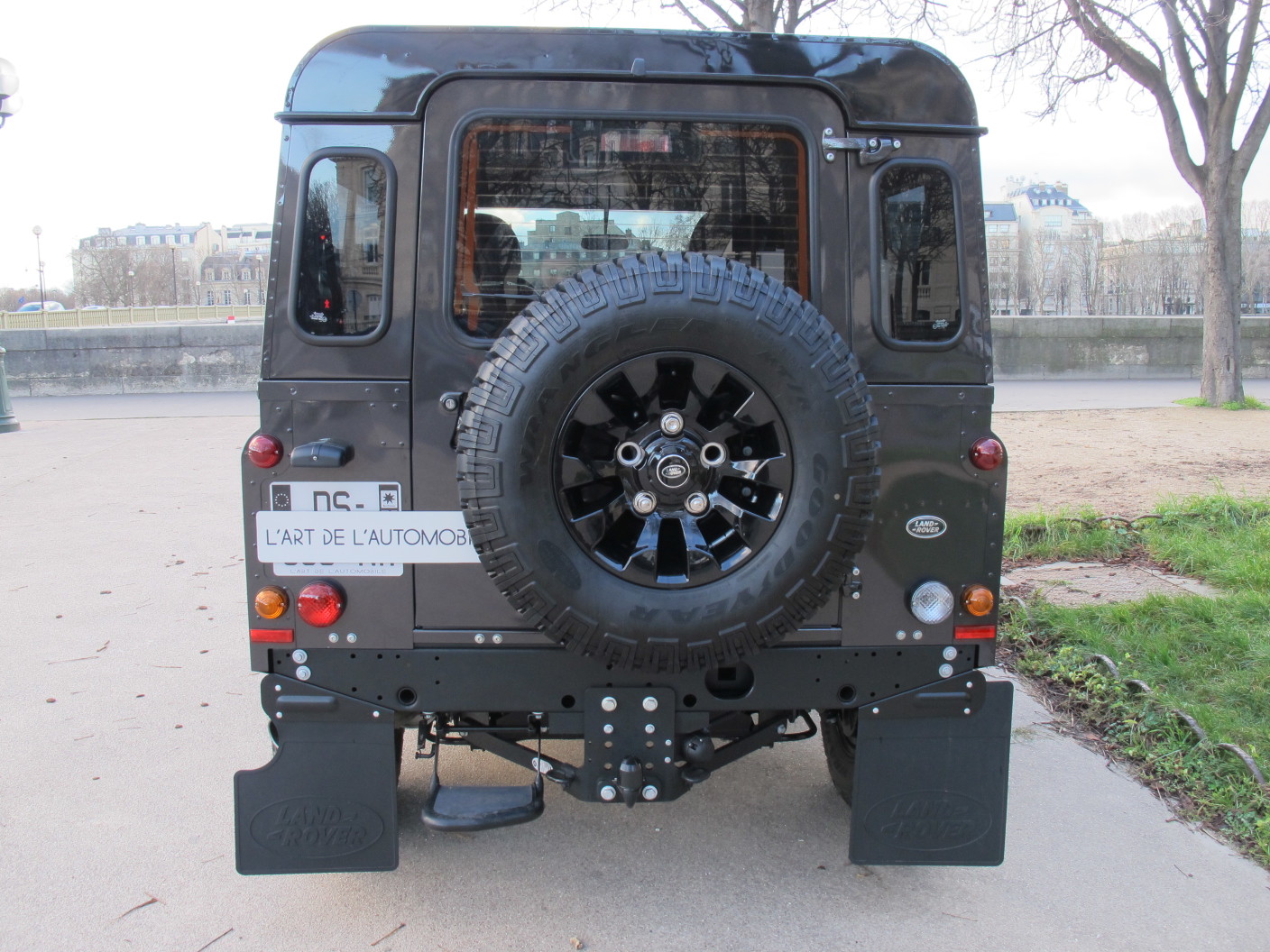 L'art de l'automobile | Land Rover DEFENDER