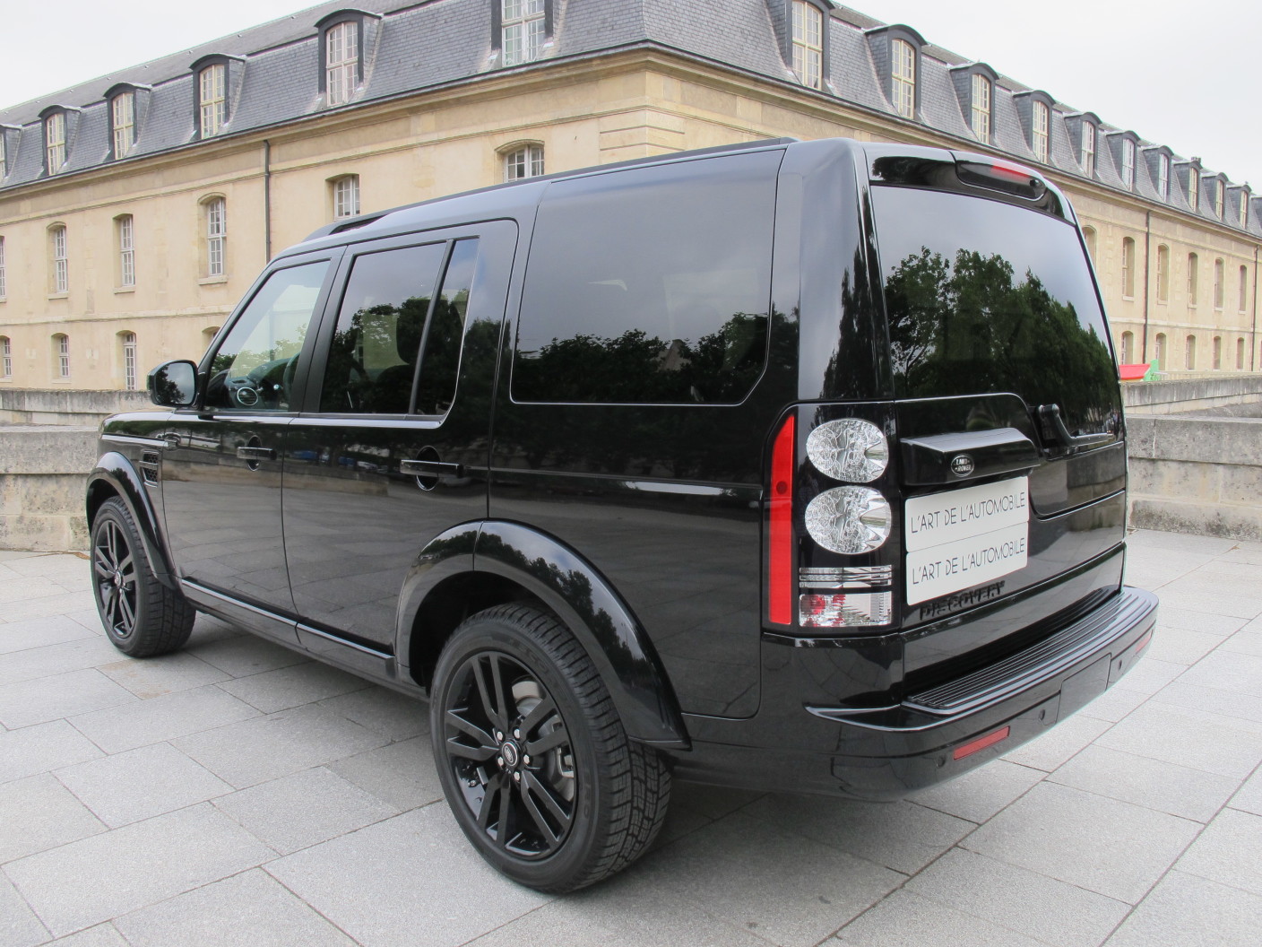 L'art de l'automobile | Land Rover Discovery Black Edition v6