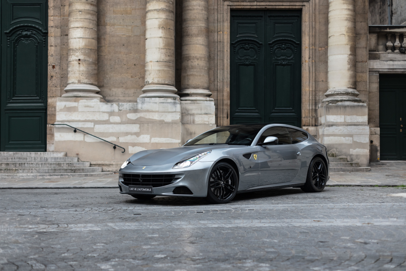 L'art de l'automobile | Ferrari FF V12 4RM