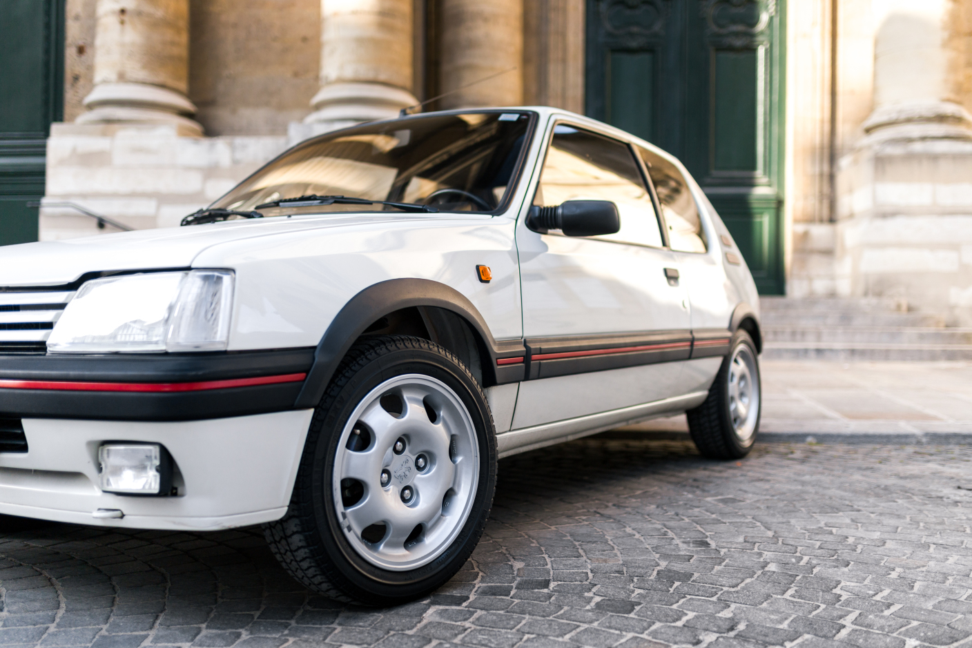 L'art de l'automobile | Peugeot 205 GTI 1.9L