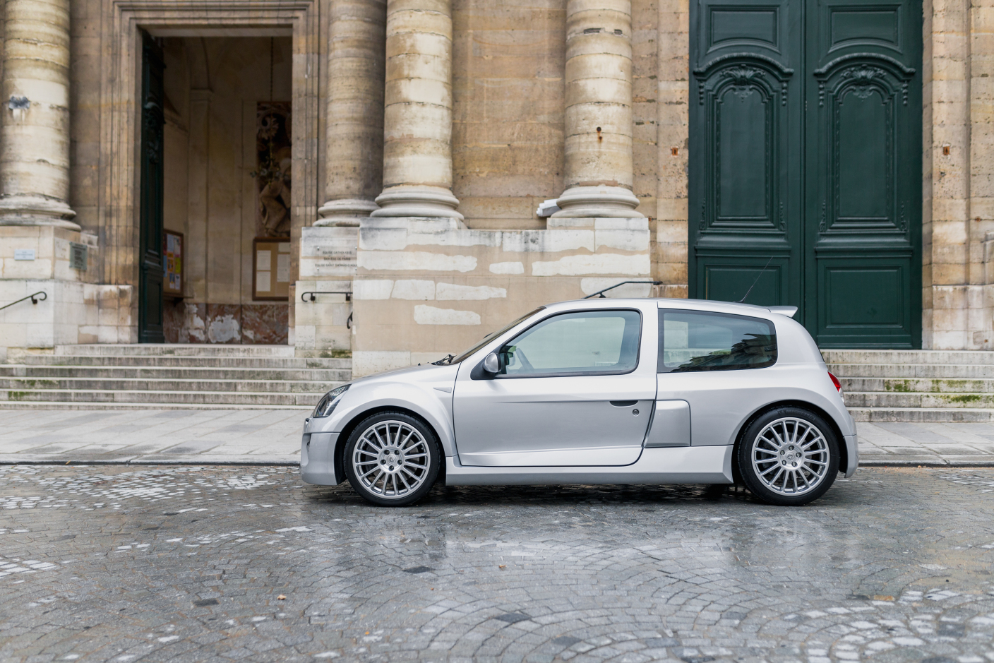 L'art de l'automobile | Renault Clio V6 Phase 2