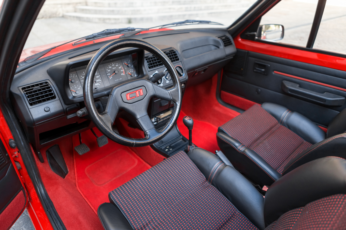 L'art de l'automobile | Peugeot 205 CTI 1.6