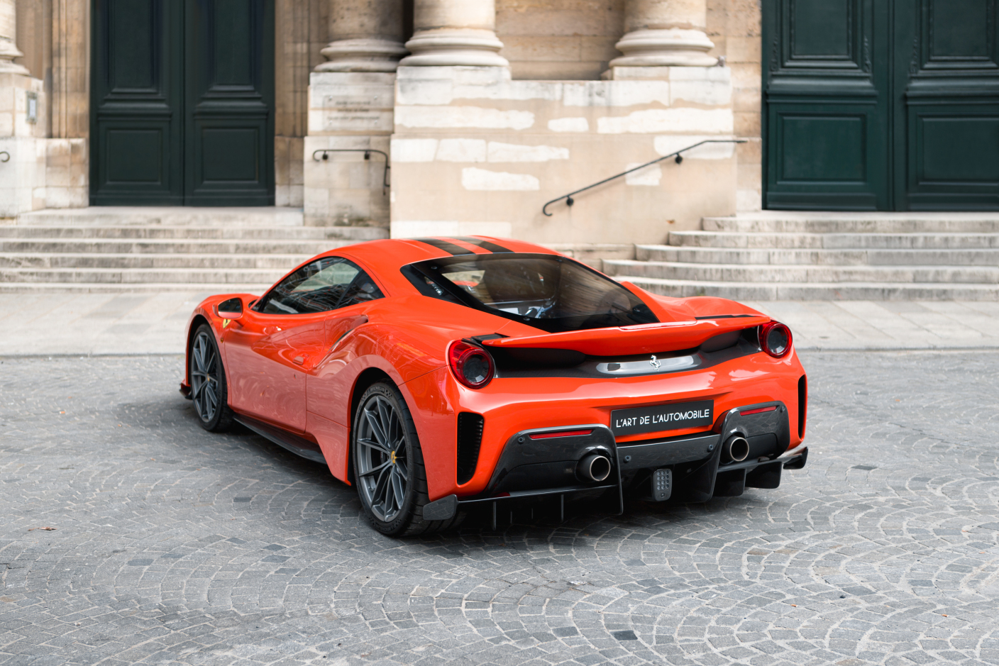 L'art de l'automobile | Ferrari 488 Pista *Rosso Dino*