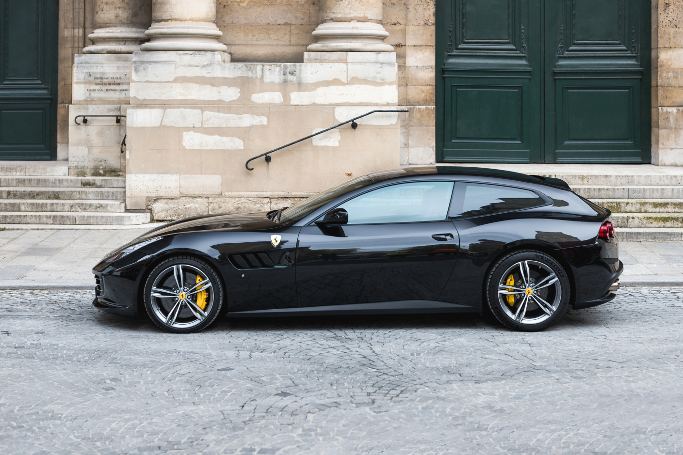 L'art de l'automobile | Ferrari GTC 4 Lusso V12 *Full carbon*