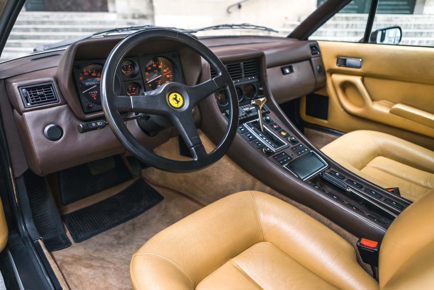 L'art de l'automobile | Ferrari 412i *2+2*