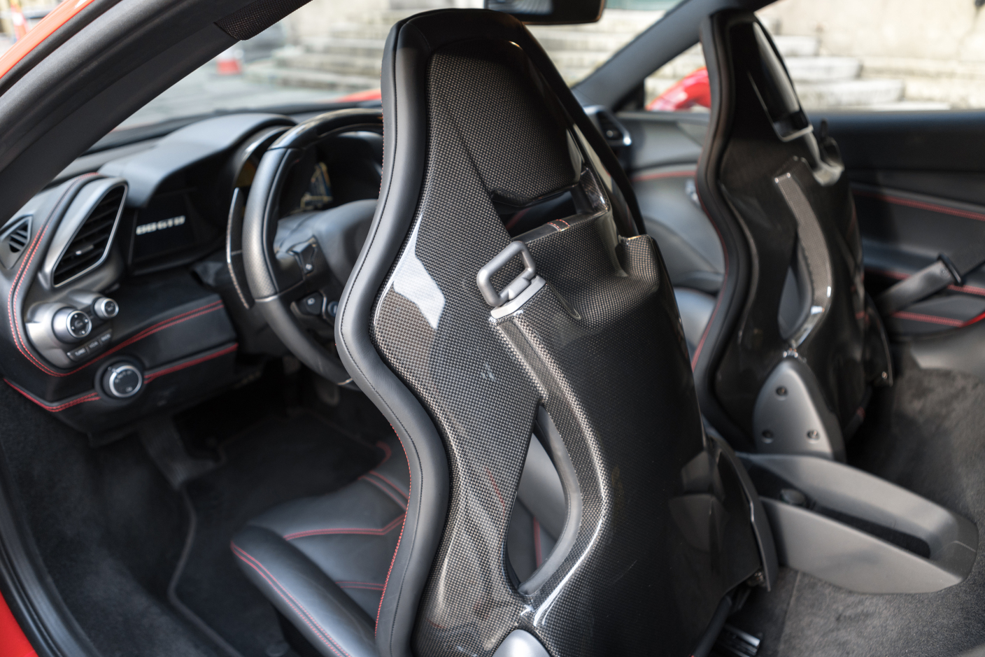 L'art de l'automobile | Ferrari 488 GTB *Racing Seats*