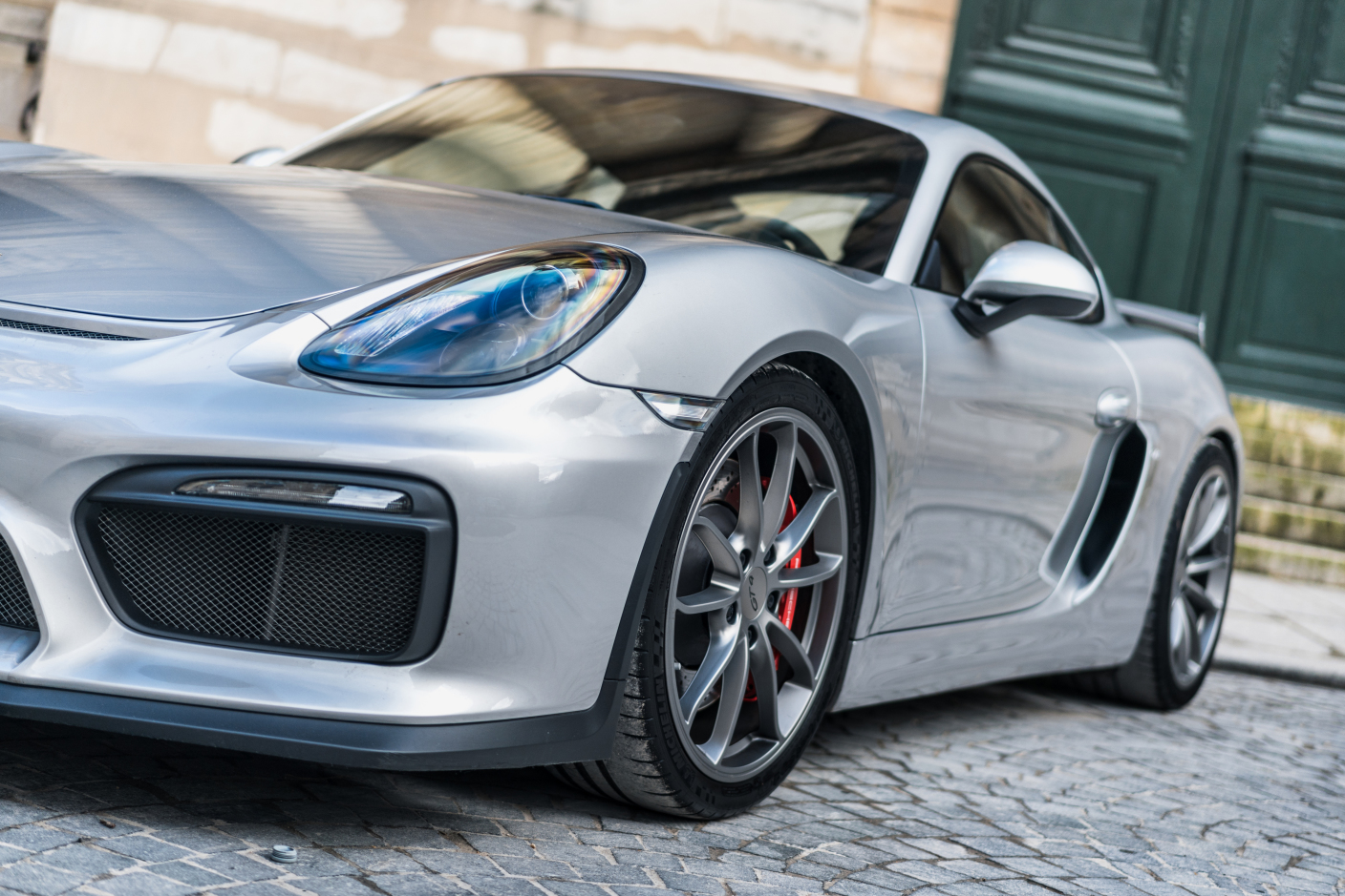 L'art de l'automobile | Porsche Cayman GT4 *918 Spyder seats*