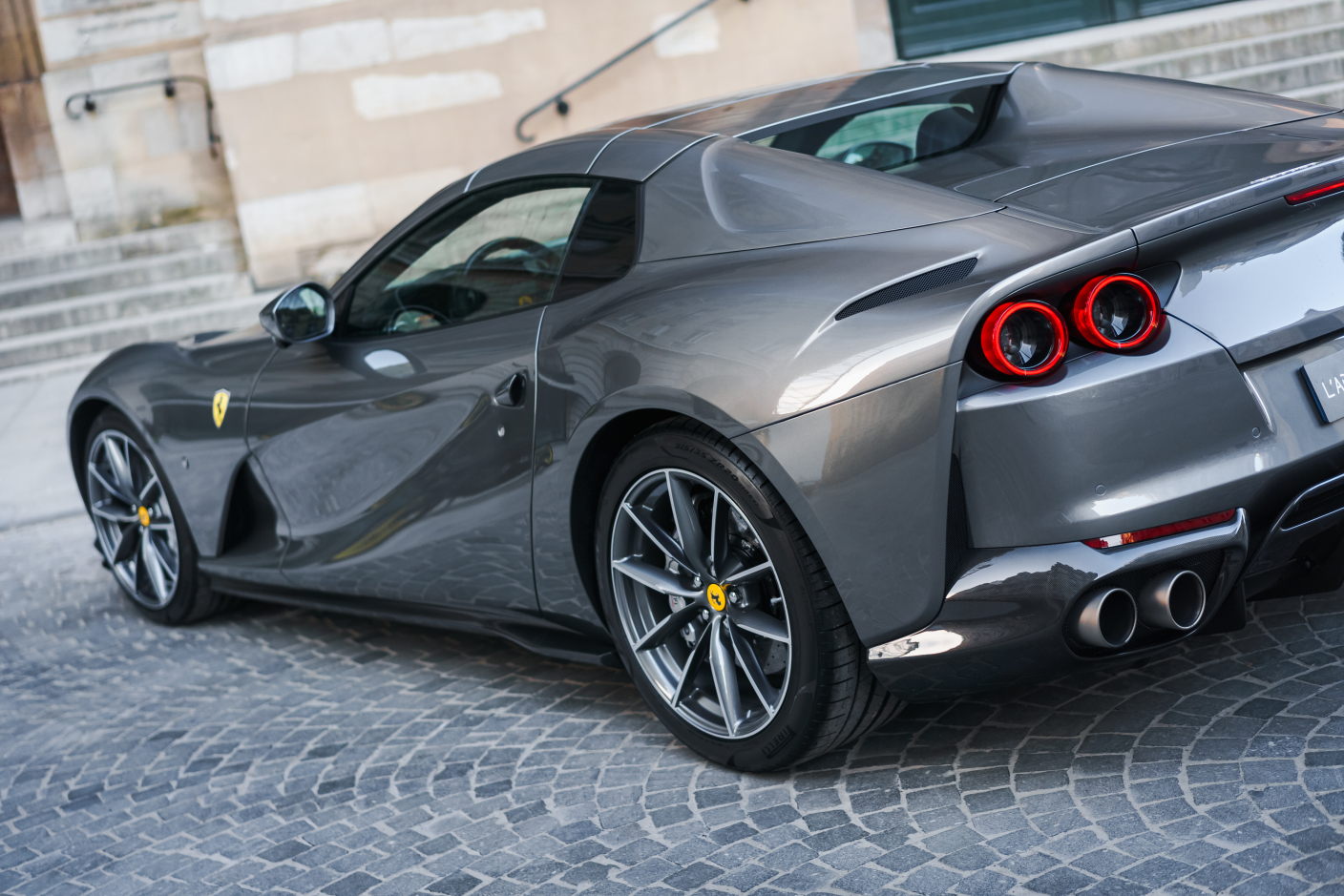 L'art de l'automobile | Ferrari 812 GTS *Grigio Ferro*