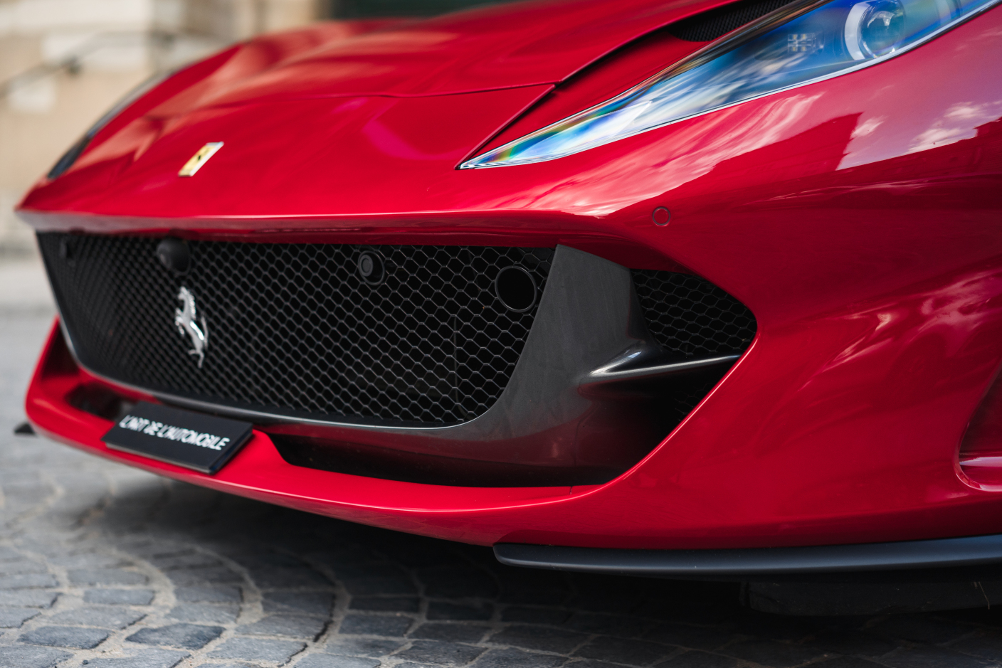 L'art de l'automobile | Ferrari 812 Superfast *Rosso