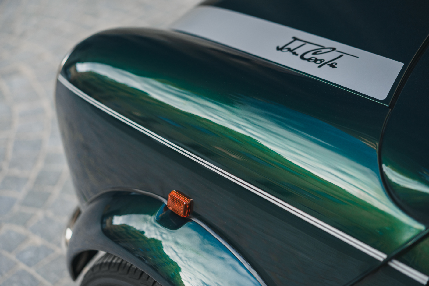 L'art de l'automobile | Mini Cooper S MK7 *British Racing Green*