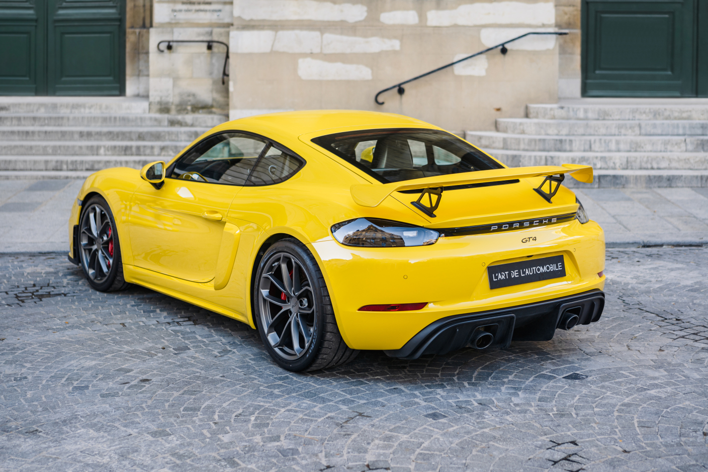 L'art de l'automobile | Porsche Cayman 718 GT4 *Racing Yellow*