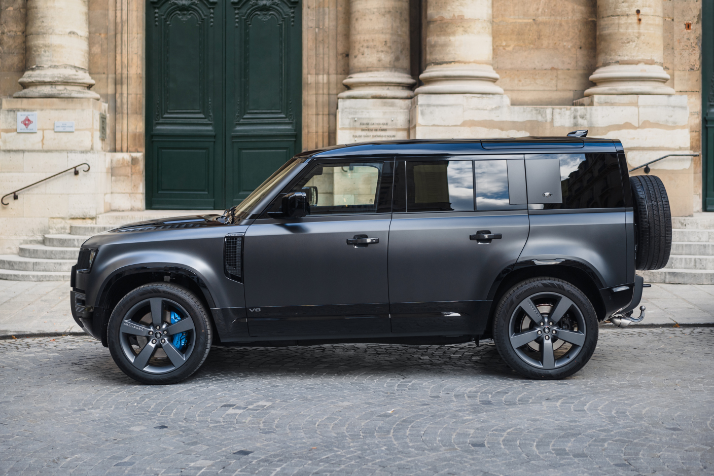 L'art de l'automobile | Land Rover Defender V8 Carpathian