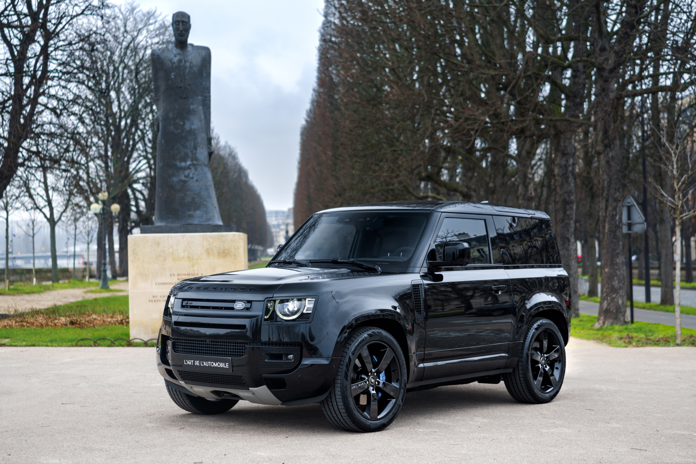 L'art de l'automobile | Land Rover Defender 90 V8 *Black Pack*