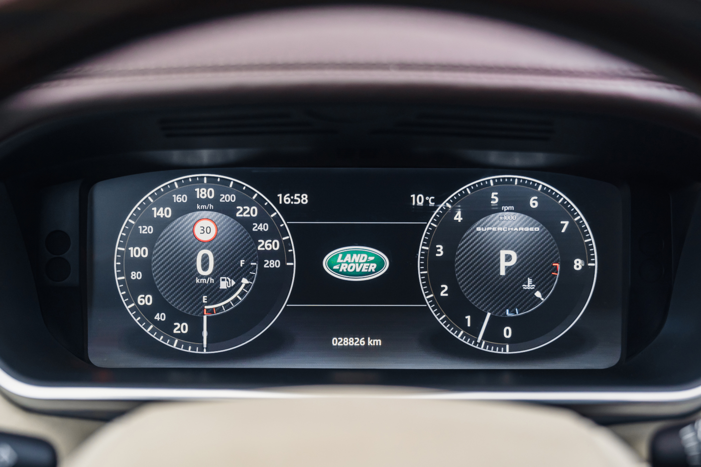 L'art de l'automobile | Land Rover Range Rover SV Autobiography LWB