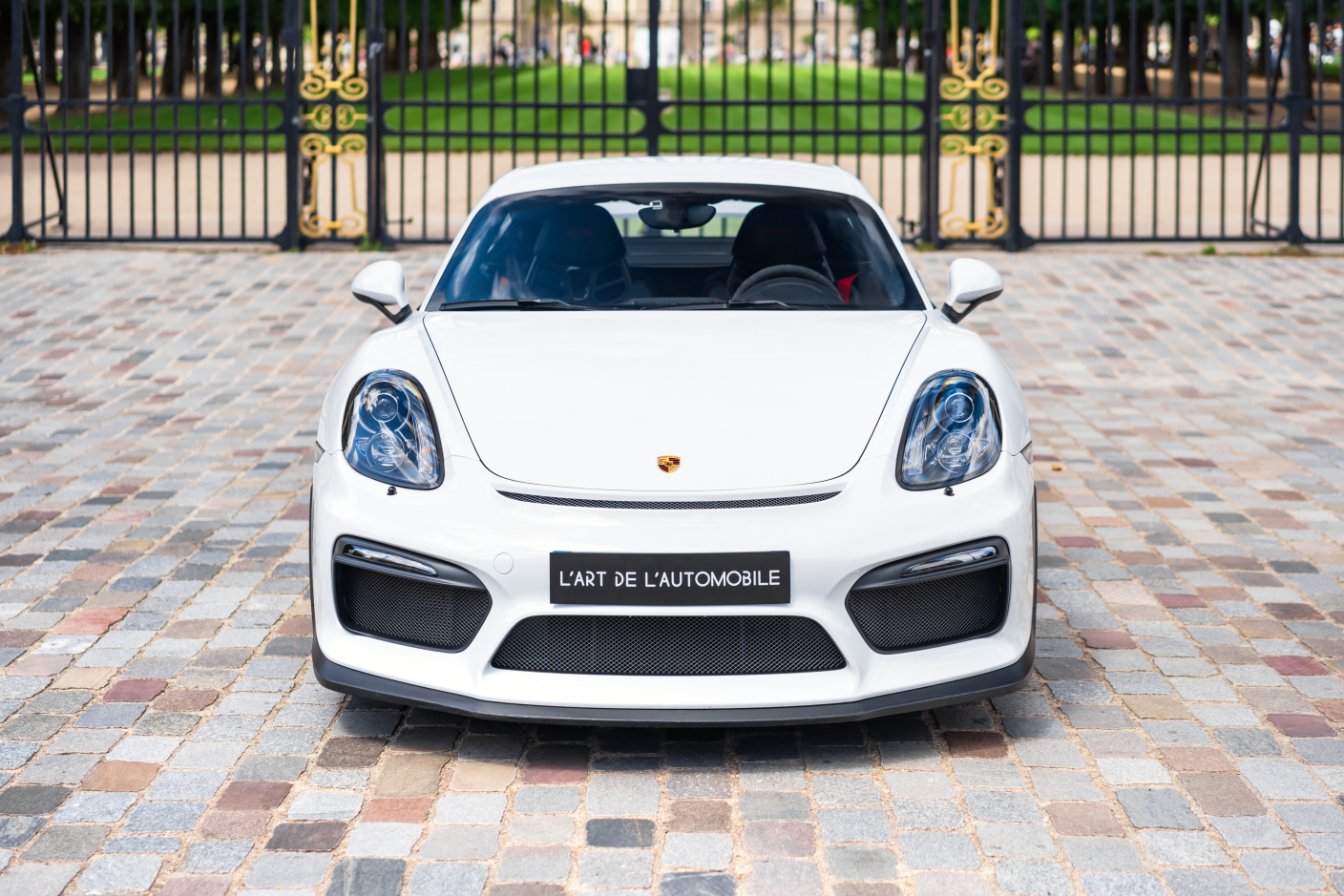 L'art de l'automobile | Porsche Cayman GT4 *918 Spyder seats*