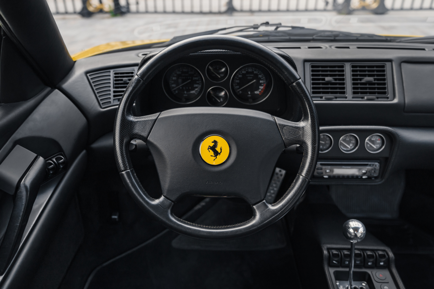 L'art de l'automobile | Ferrari F355 Berlinetta *Manual