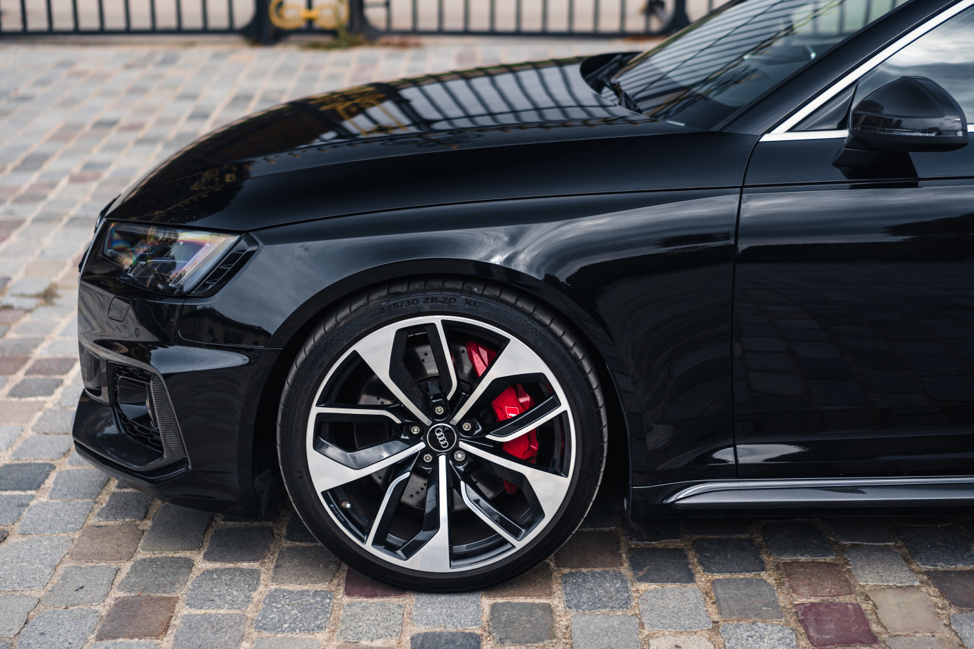 L'art de l'automobile | Audi RS4 Avant B9 *Pack Dynamique RS*