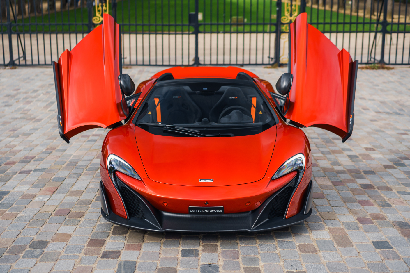 L'art de l'automobile | McLaren 675 LT Spider *Volcano Orange*