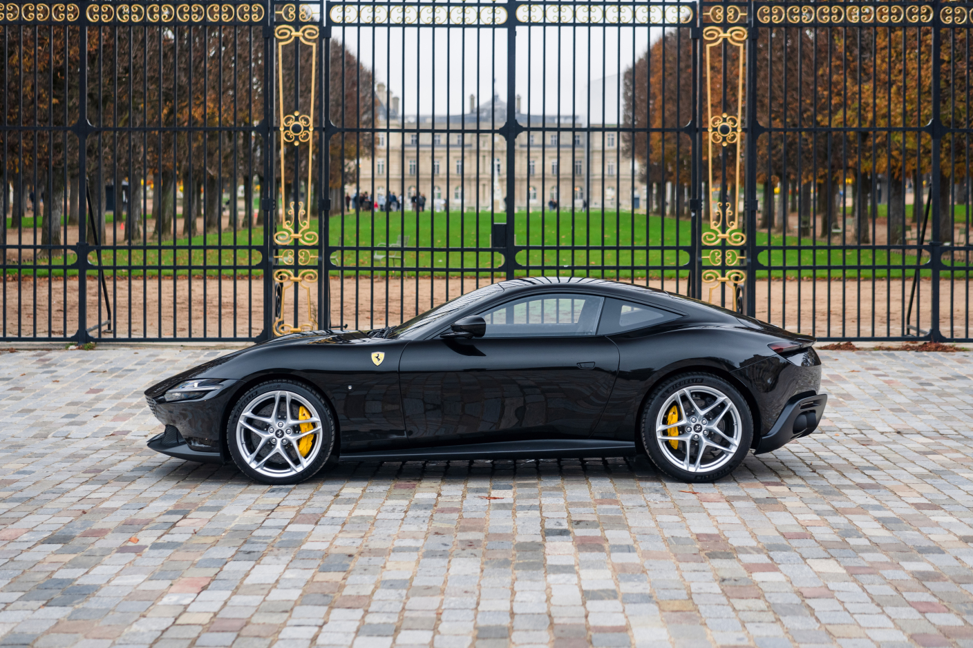 L'art de l'automobile | Ferrari Roma *Low mileage*