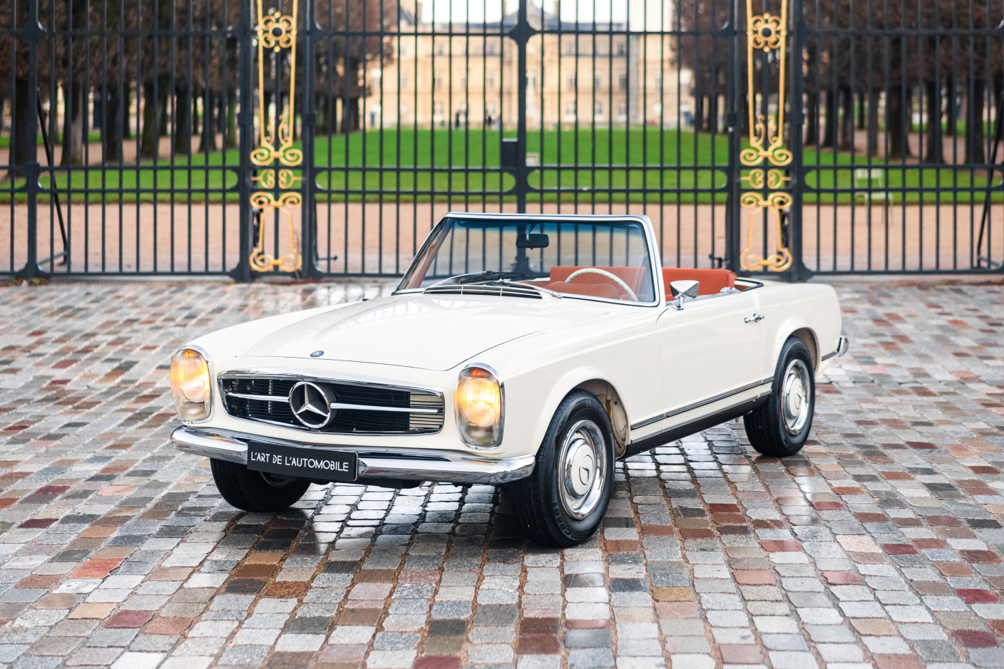 L'art de l'automobile | Mercedes 250 SL Pagode *California