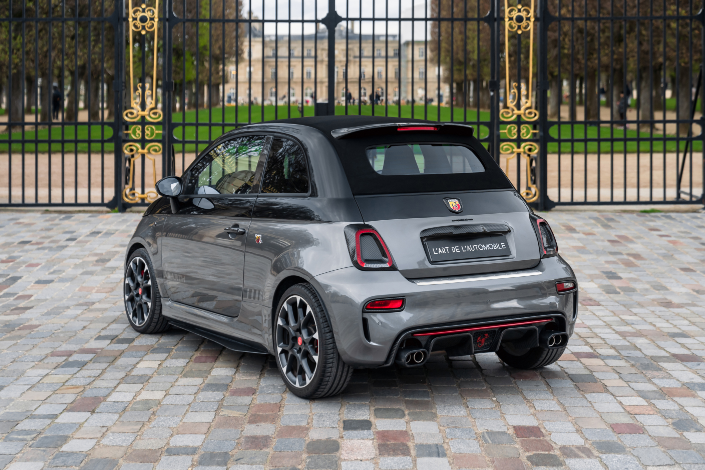 L'art de l'automobile | Abarth 595 Competizione *Full carbon*