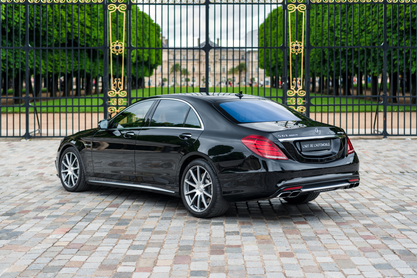 L'art de l'automobile | Mercedes S63 AMG Sedan 4Matic