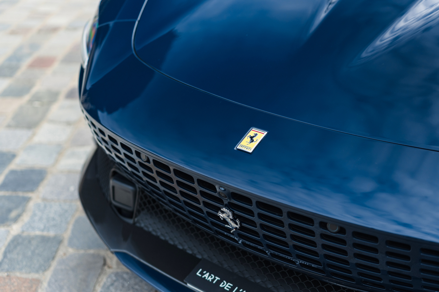 L'art de l'automobile | Ferrari Roma *Historical Color Blu