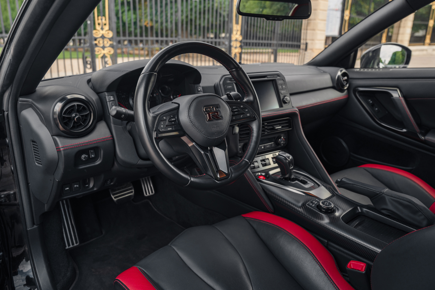 L'art de l'automobile | Nissan GT-R R35 570 *Black Edition*