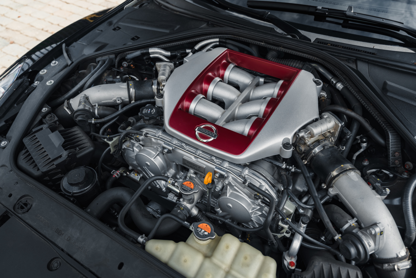L'art de l'automobile | Nissan GT-R R35 570 *Black Edition*