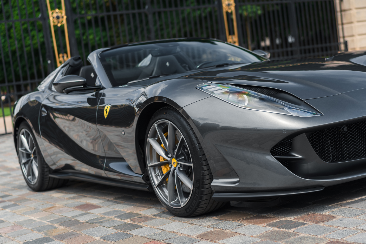 L'art de l'automobile | Ferrari 812 GTS *Like new*