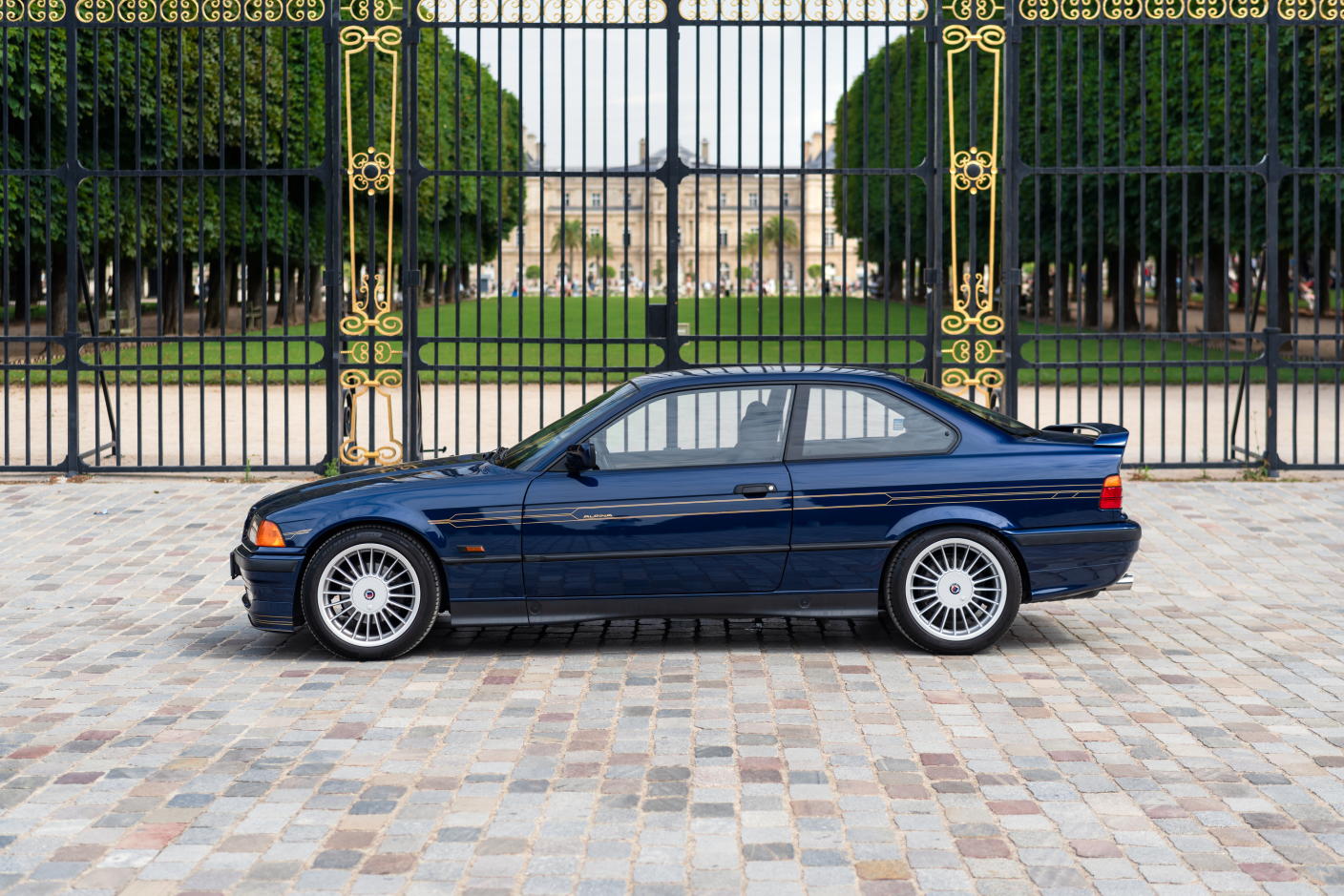 L'art de l'automobile | Alpina B3 3.2 Coupe *Montrealblau