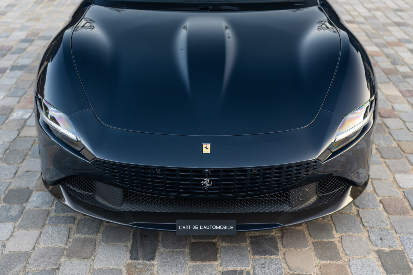 L'art de l'automobile | Ferrari Roma *Blu Pozzi*