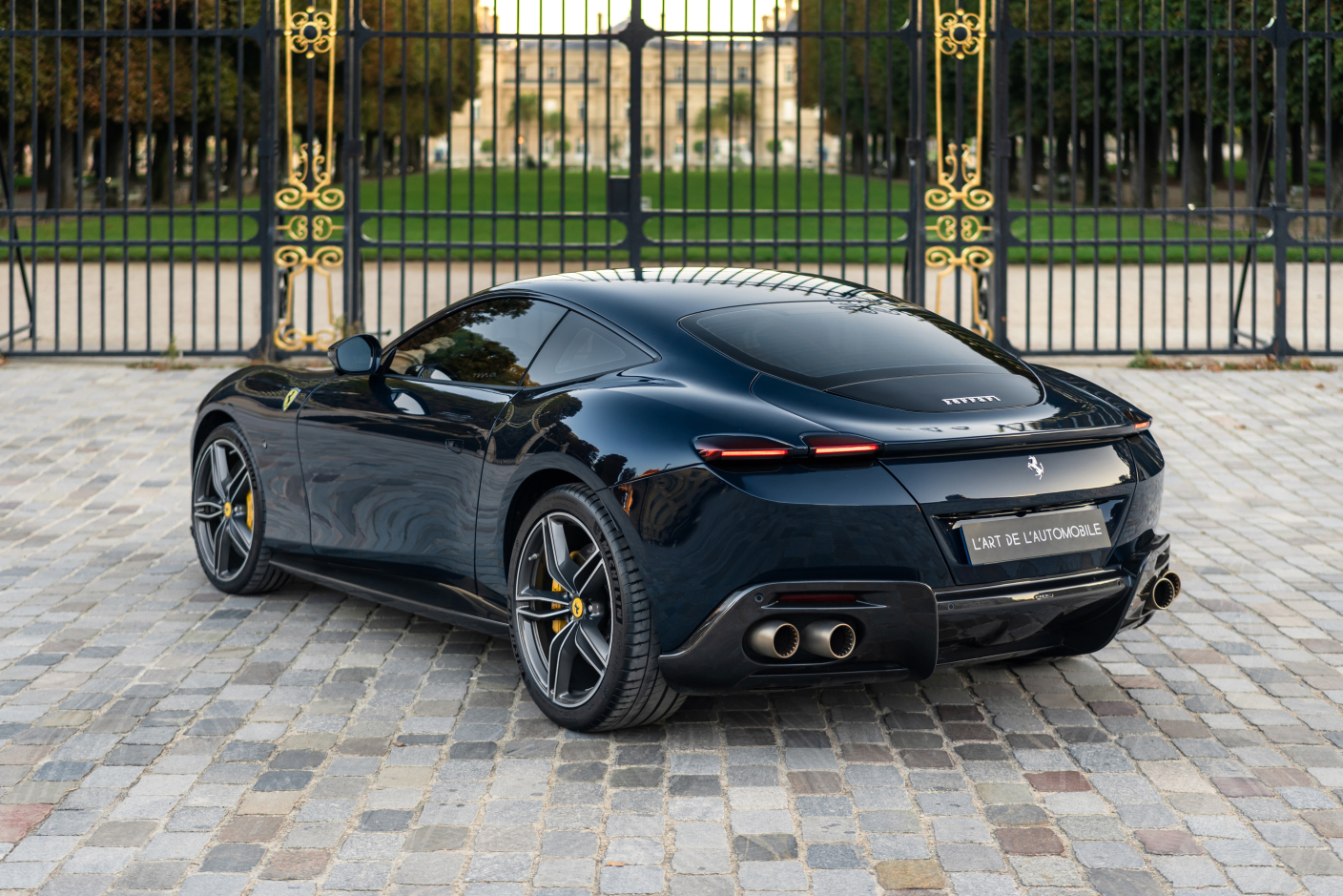 L'art de l'automobile | Ferrari Roma *Blu Pozzi*