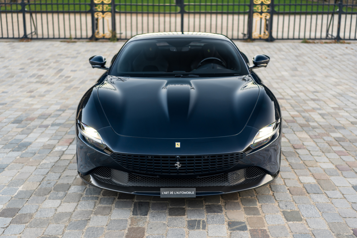 L'art de l'automobile | Ferrari Roma *Blu Pozzi*