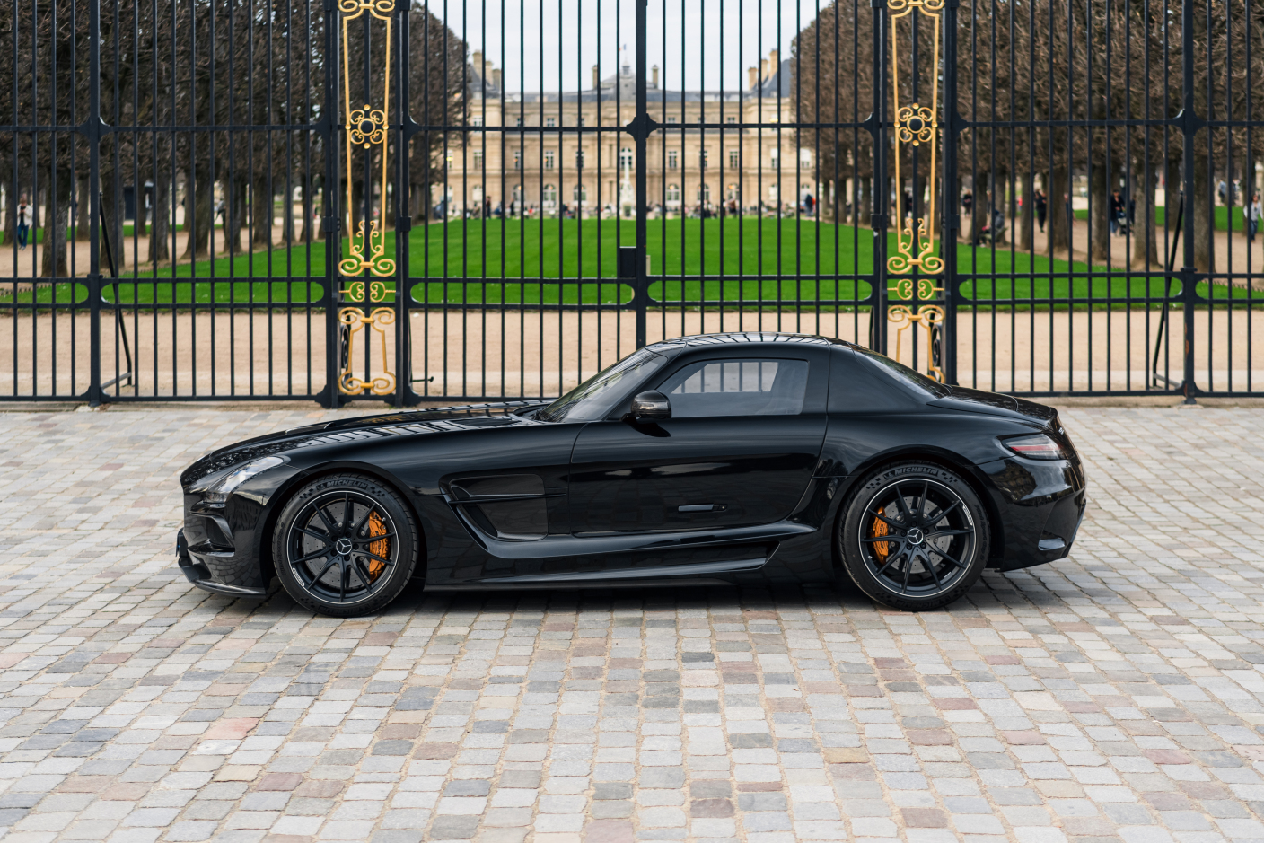 L'art de l'automobile | Mercedes SLS AMG Black Series *No
