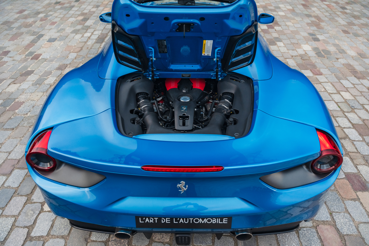 L'art de l'automobile | Ferrari 488 Spider *Blu Corsa*