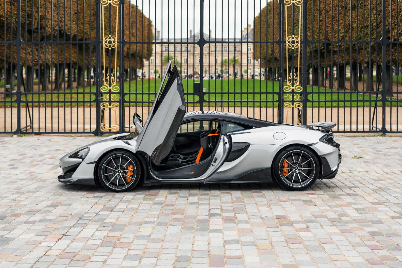L'art de l'automobile | McLaren 600 LT Coupe *Full carbon*