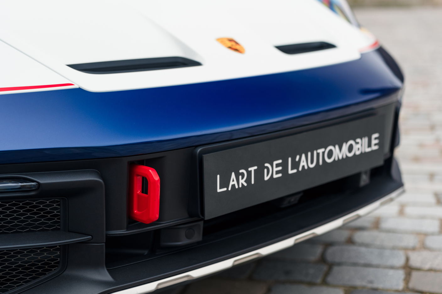 L'art de l'automobile | Porsche 992 Dakar *Pack Rallye Design*