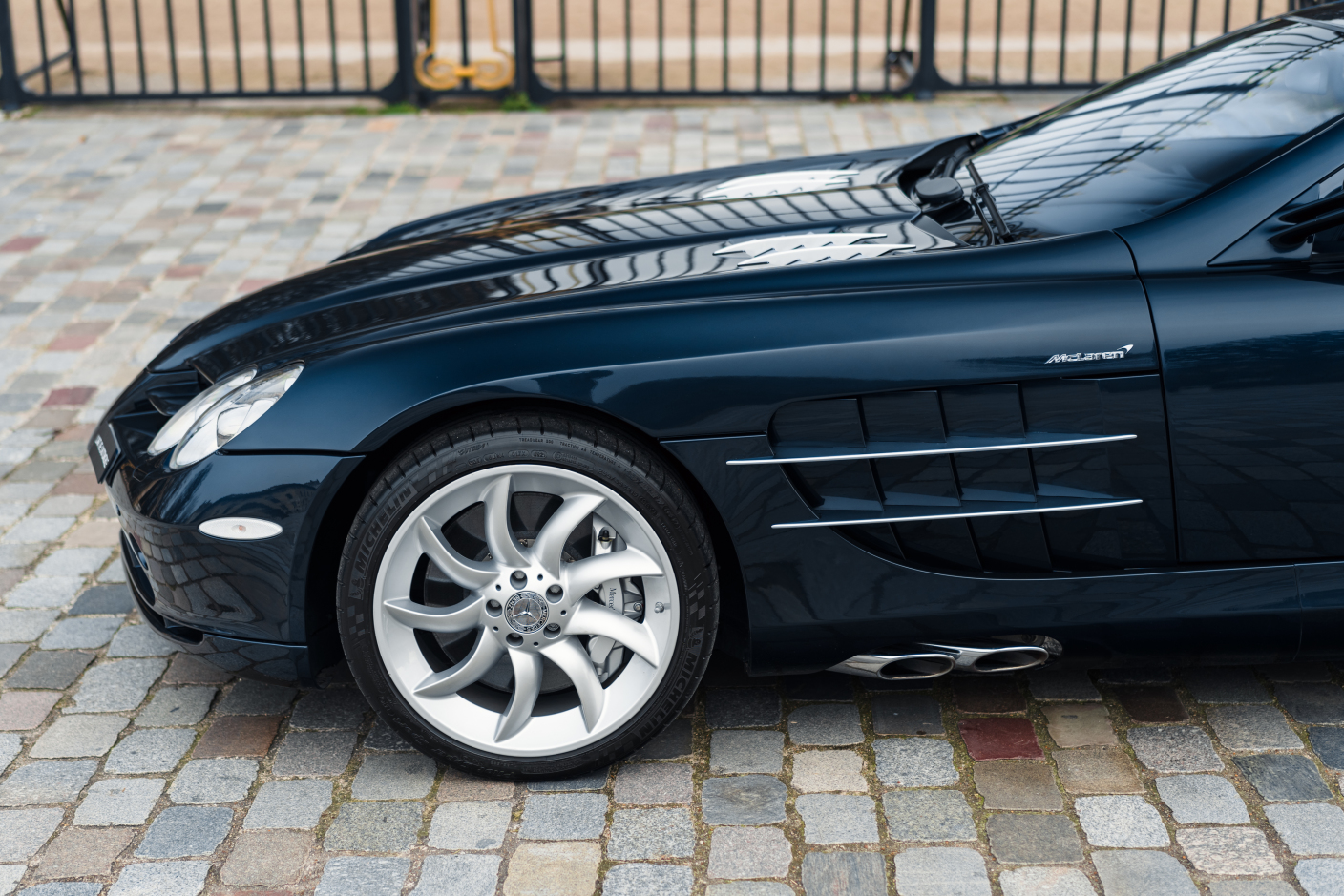 L'art de l'automobile | Mercedes SLR McLaren *Crystal Covellin Blue*